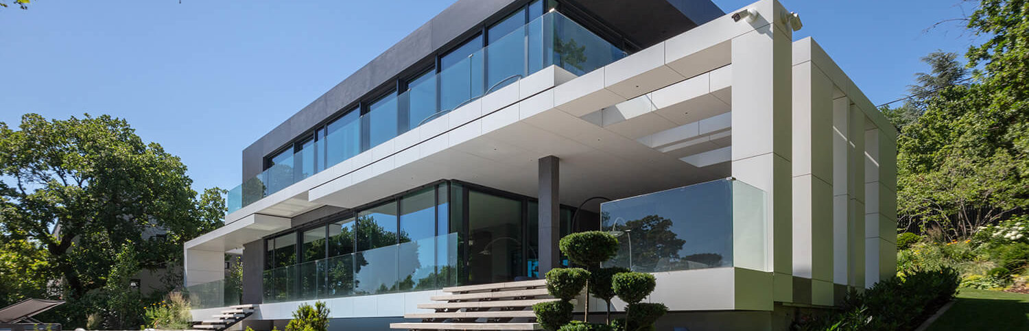 Janus-arcú villa - benyei.hu